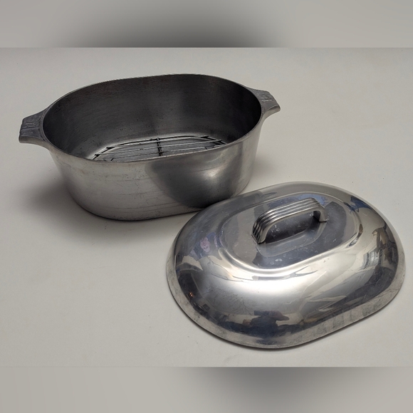 Wagner Ware | Kitchen | Vintage Wagner Ware Sidney O Magnalite 4265 M ...